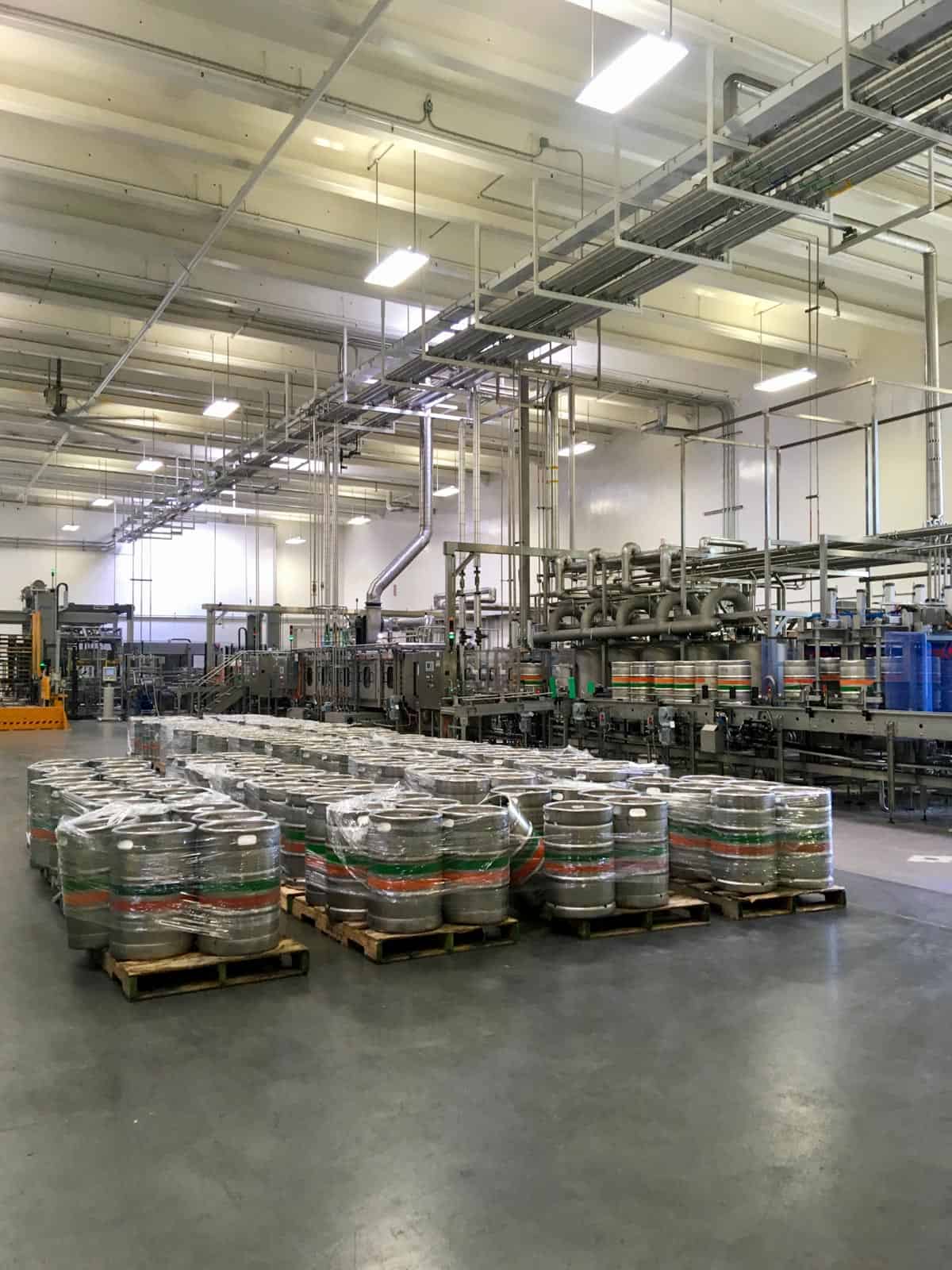 Sierra Nevada Brewery - Tour Review - Chico, CA + Mills River, NC!