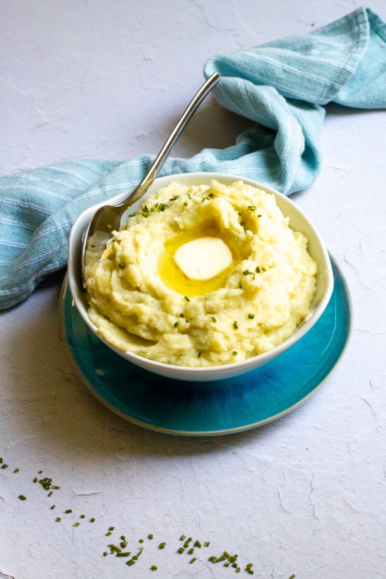 Blue Cheese Mashed Potatoes (Instant Pot + Stovetop)