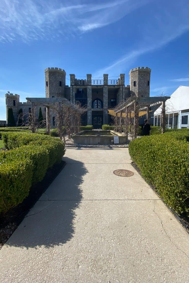 Castle Farm (Versailles, KY) - Champagne Tastes®