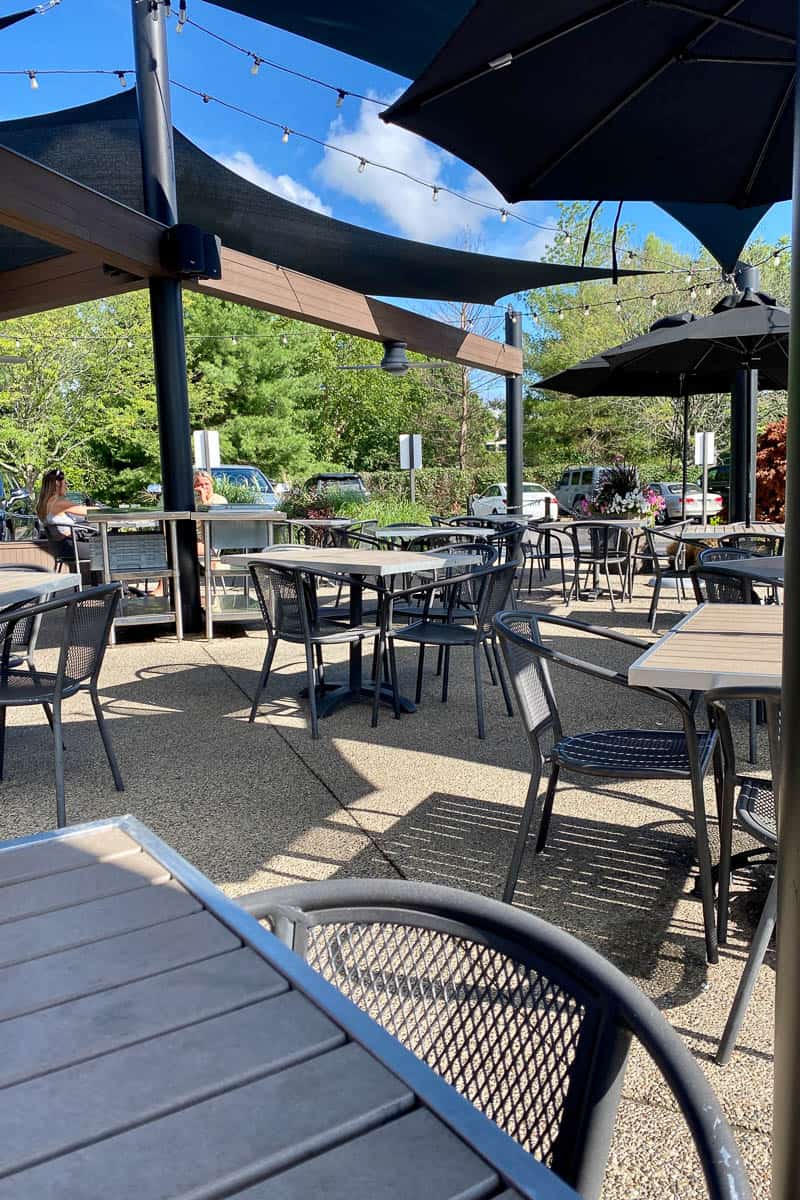 Bru Burger Bar (Lexington, KY) - Champagne Tastes®