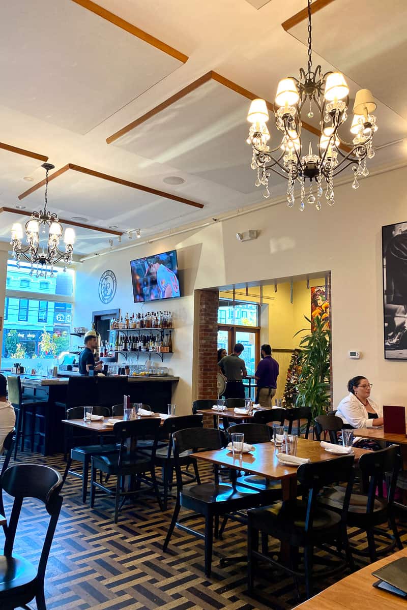 Lou Lou on Market (Louisville, KY) - Champagne Tastes®