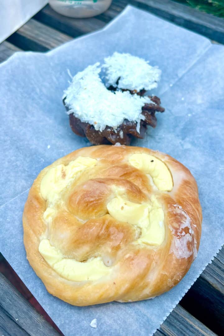 The Donut Friar (Gatlinburg, TN) - Champagne Tastes®