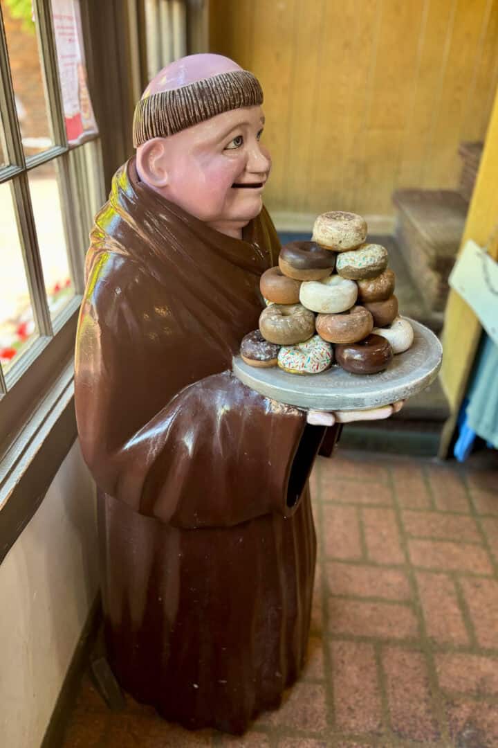 The Donut Friar (Gatlinburg, TN) - Champagne Tastes®