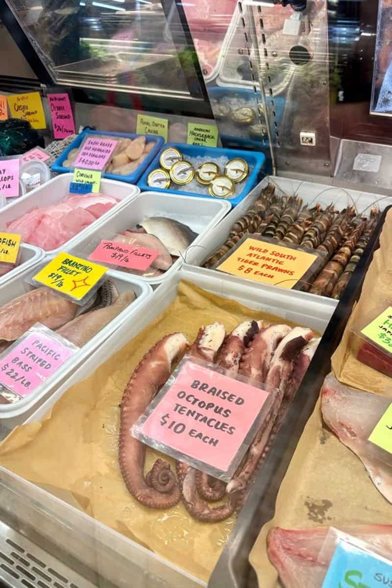Findlay Market (Cincinnati, Ohio) - Champagne Tastes®